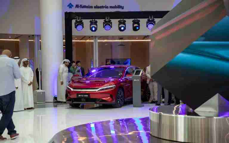 BYD reaches strategic cooperation with Teladian and StarCharge to ...