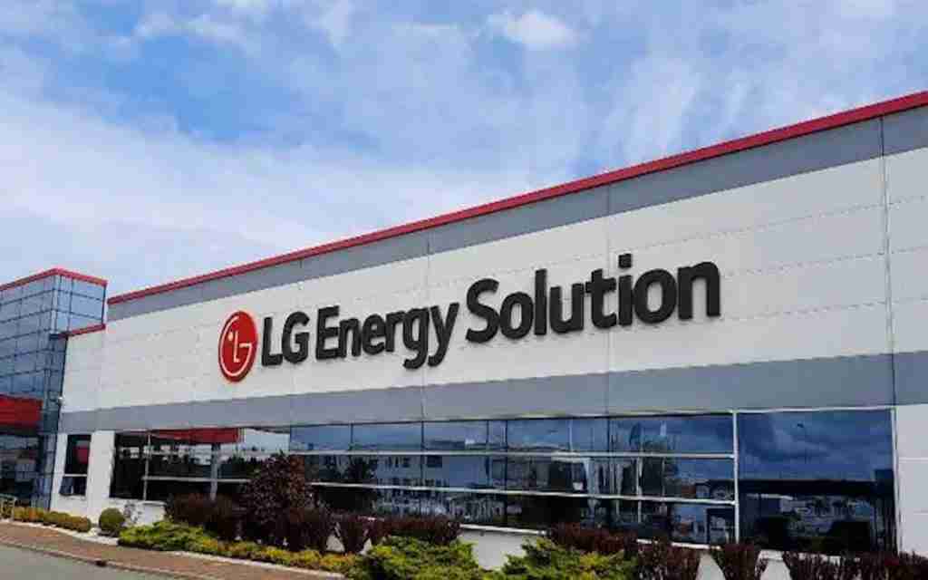 To strengthen its lithium iron phosphate battery business, LG New ...